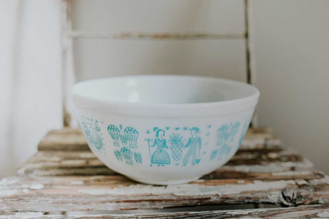 RARE Misprinted Butterprint Pyrex 2.5 Quart Bowl | Vintage Amish ...