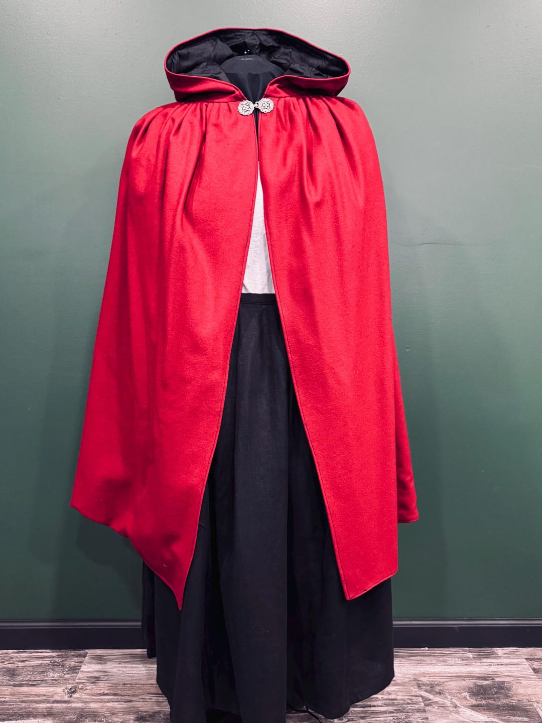 18th Century Red Wool Cloak With Black 100% Silk Lining - Etsy