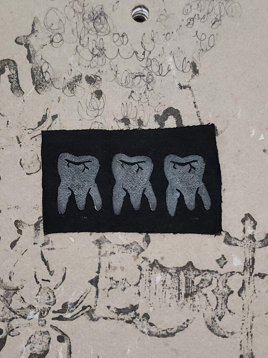 Triple Teeth Patch// Sew On// DIY - Etsy