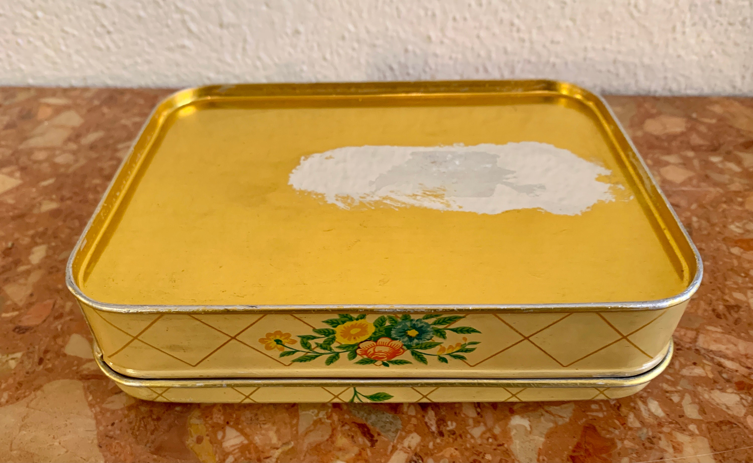 Motta Box (19x15. H5) Vintage 1960s Tin Collector Box Decorated, Motta ...