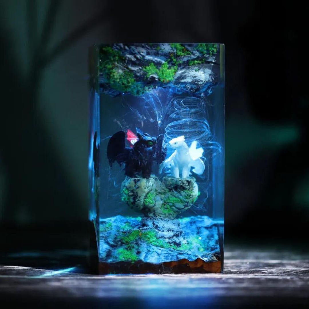 Toothless and Light Fury Resin Lamp Ver 5 Lamp, Handmade Resin Epoxy ...