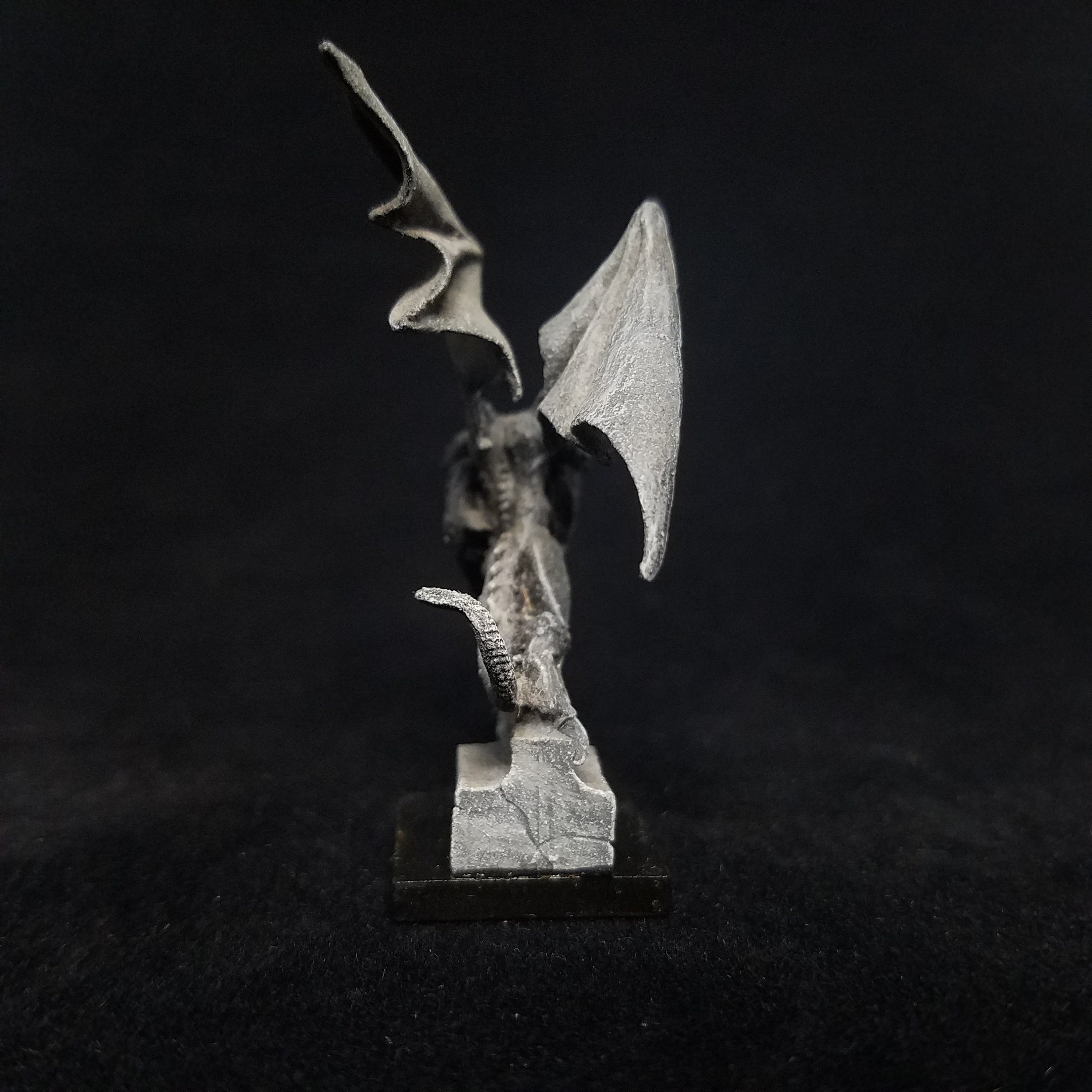 Eating Gargoyle on Spout (RAFM 3955) Stone Monster Kapoacinth Margoyle ...