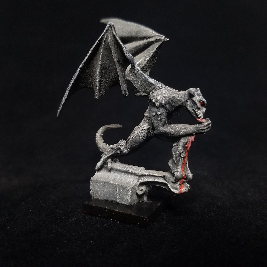 Eating Gargoyle on Spout (RAFM 3955) Stone Monster Kapoacinth Margoyle ...