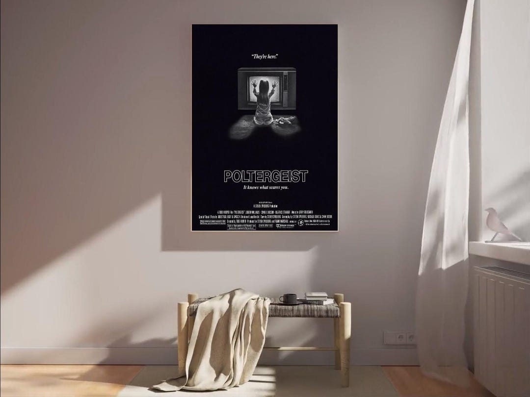 Vintage Poltergeist 1982 Poster Classic Horror Movie Art Print Retro ...