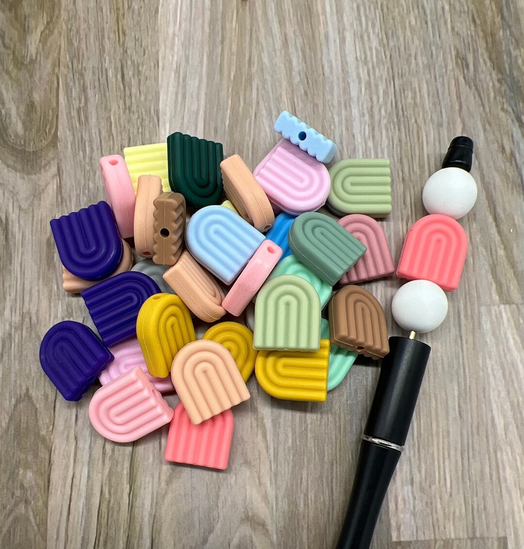Pack OF 5 RANDOM MIX Random Mix Silicone Focal Beads - Etsy