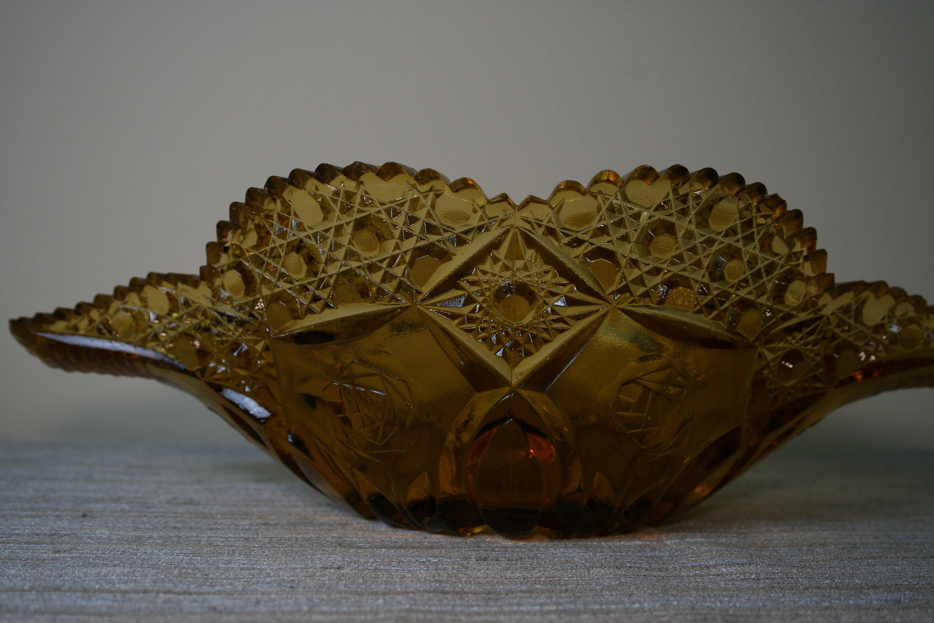Vintage Kemple Glass Wheatonware Napoleon Hat Banana Bowl Amber Cane ...