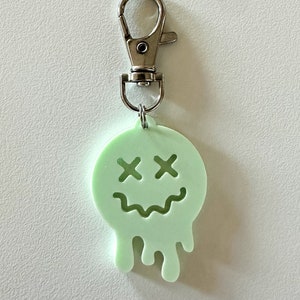 Dripping Smiley Face Keychain / Melting Happy Face Keychain - Etsy