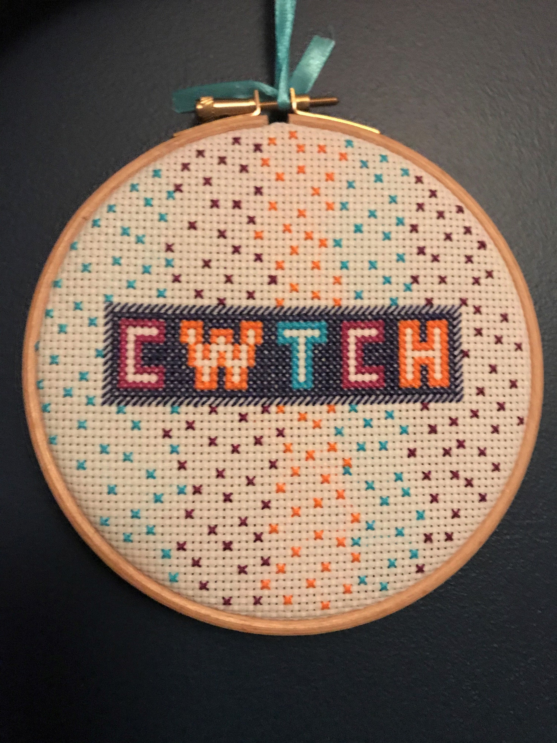 Cwtch Cross Stitch Pattern, Welsh Word Cross Stitch Pattern, Welsh ...