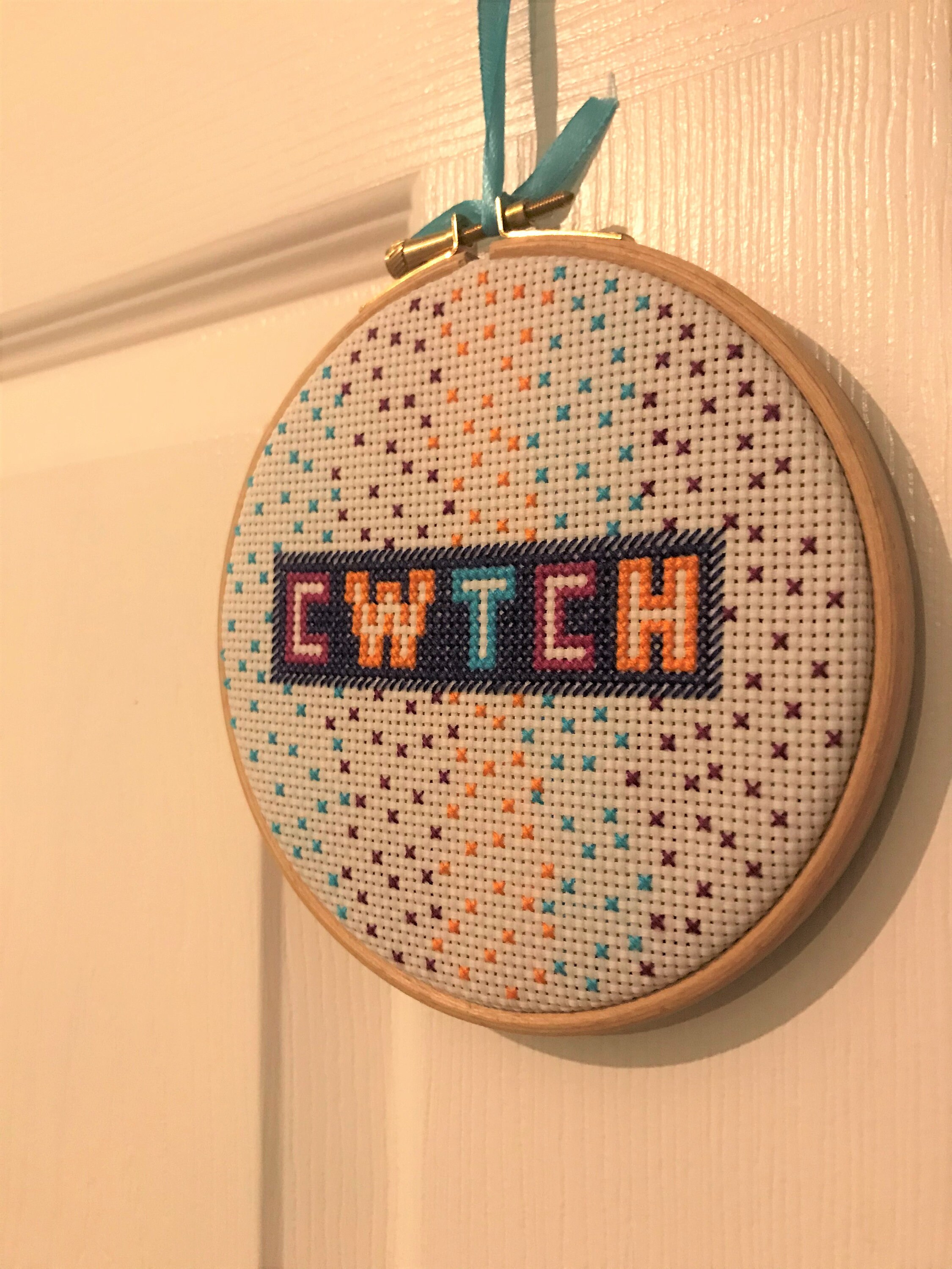 Cwtch Cross Stitch Pattern, Welsh Word Cross Stitch Pattern, Welsh ...