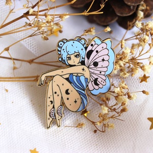LIMITED EDITION Fairy Enamel Pin Kawaii Anime Jacket Pin Chibi Artworks ...