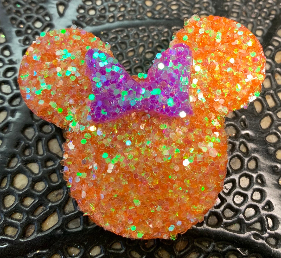 Disney Inspired Minnie Mouse Resin Pin - Etsy