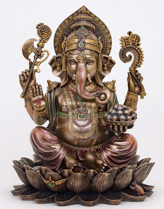 Estatua Do Deus Elefante Hindu