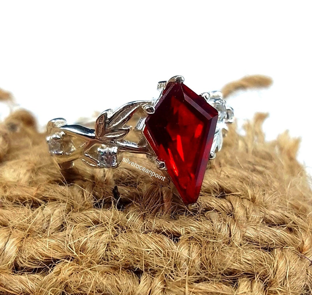Vintage Kite Ruby Ring Engagement Birthstone Kite Ruby Ring Birthstone ...