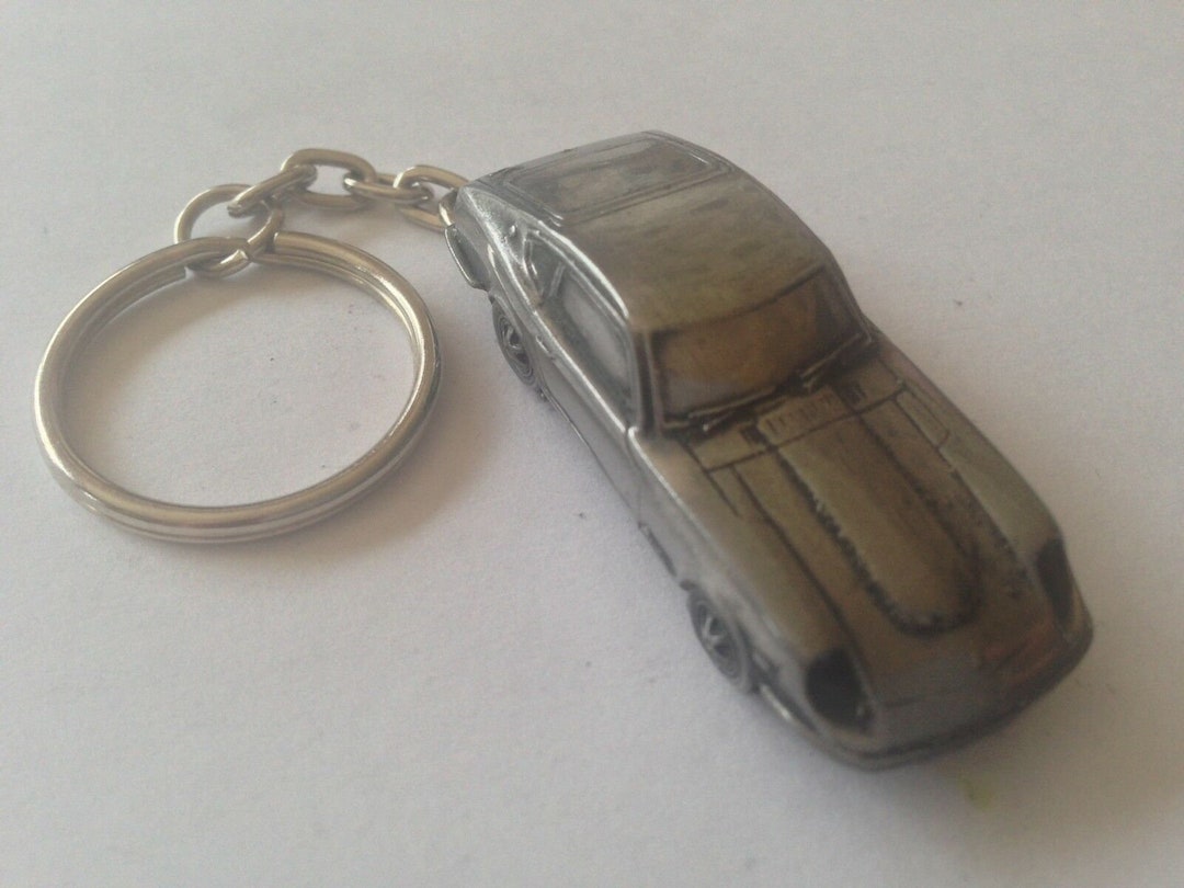 Classic Car Pewter Effect Datsun 240 Z Ref56 Car Keyring or Pin Badge ...