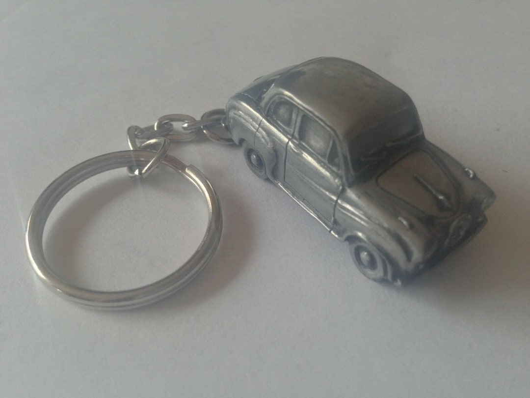 Classic British Car Austin A30 4 Door Saloon Ref6 Car Keyring or Pin ...