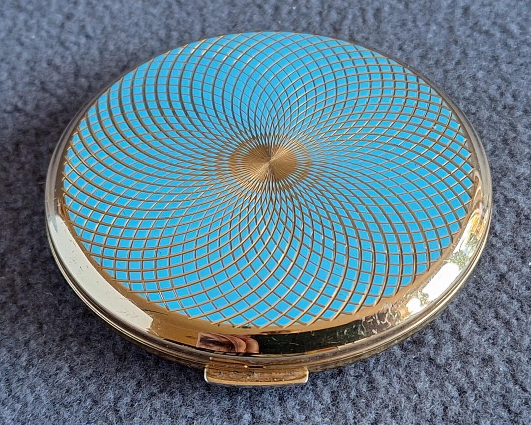 Rare Vintage 1950's Stratton Compact With Engraved Guilloche Design on ...