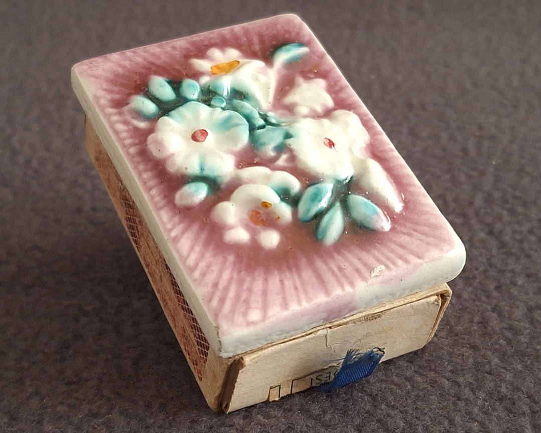 Vintage Porcelain Top Unione Fiammiferi Italian Matchbox Floral Design ...
