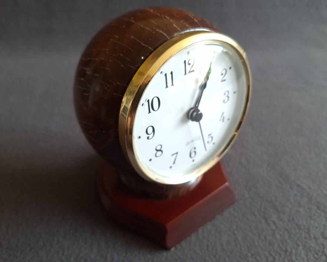 Vintage Crown Green Bowling Ball Clock - Etsy