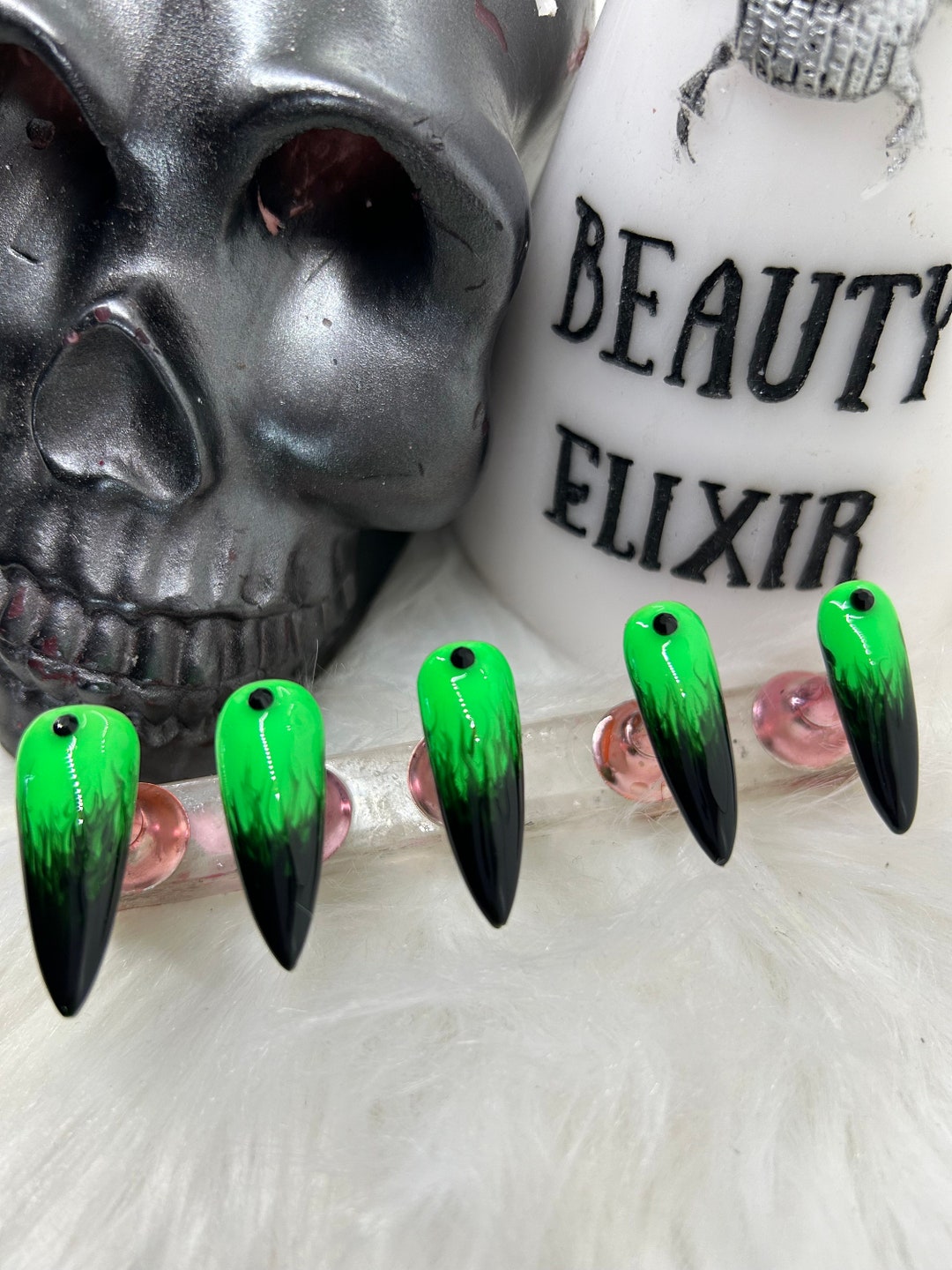 Wicked Witch- Neon Green & Black Decay Tip Gel Nails- Luxury Gel Press ...