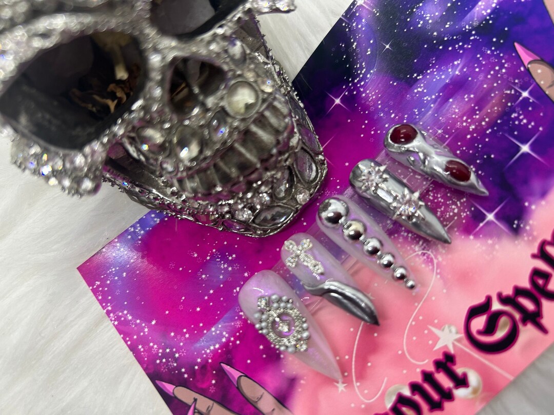 Silver Bullet Goth Werewolf Vampire Nails Opal Chrome Vampire Luxury ...