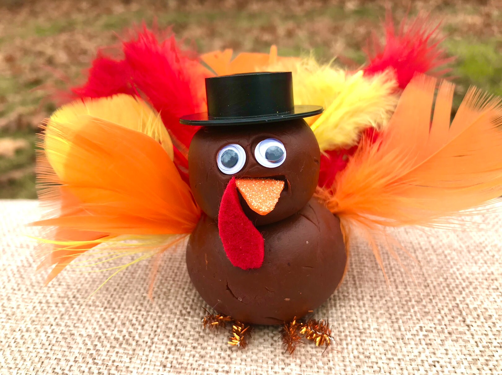 Make Your Own Turkey PRINTABLE | Play Dough Turkey Favor Topper ...