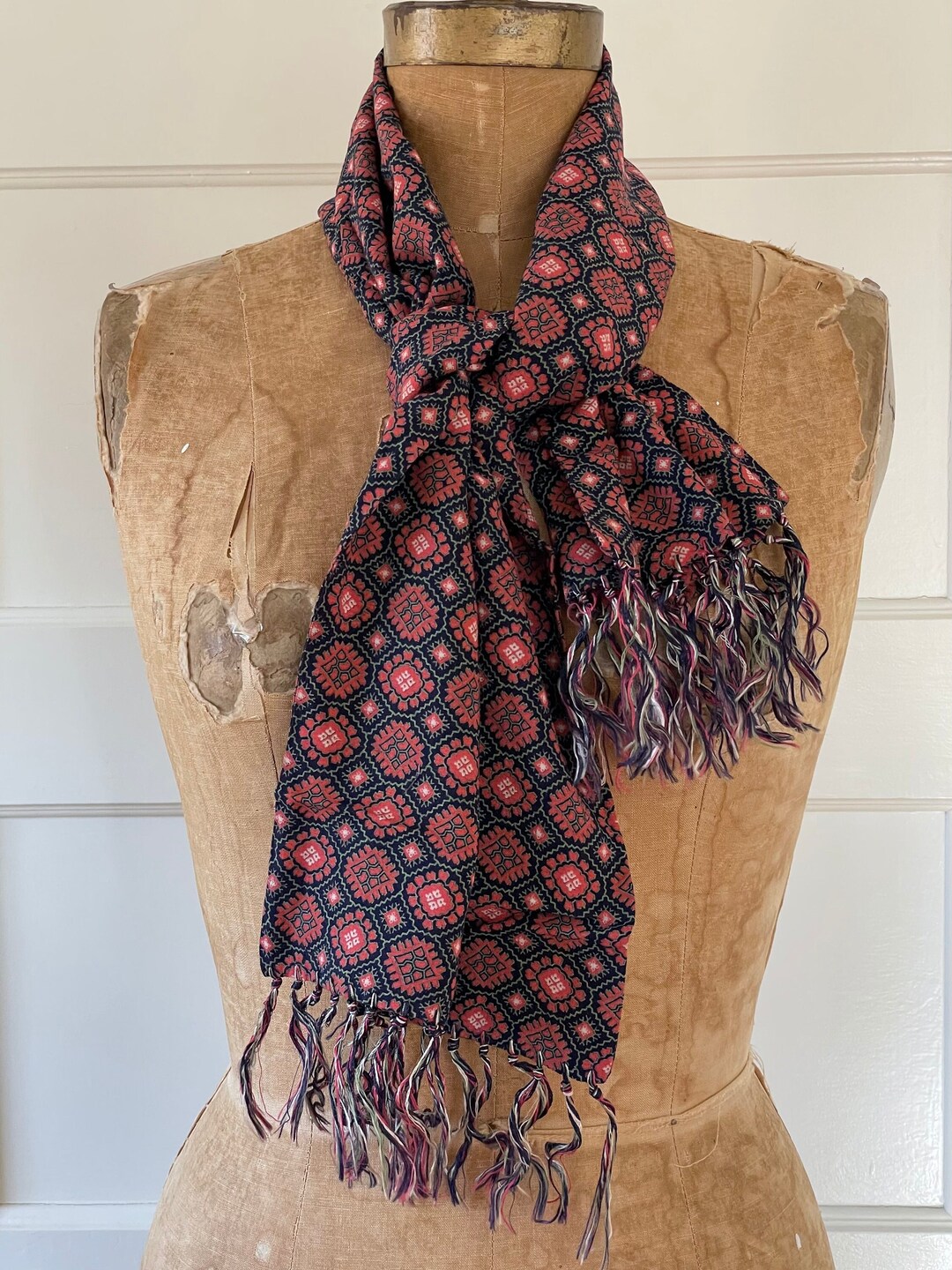 Vintage 40’s Mens Opera Scarf/mens Knotted Silk Fringe Scarf/rayon Deco ...
