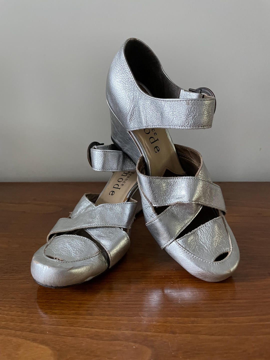 Vintage Y2K Silver Leather Wedge Shoes | Retro Silver Wedge Shoes ...
