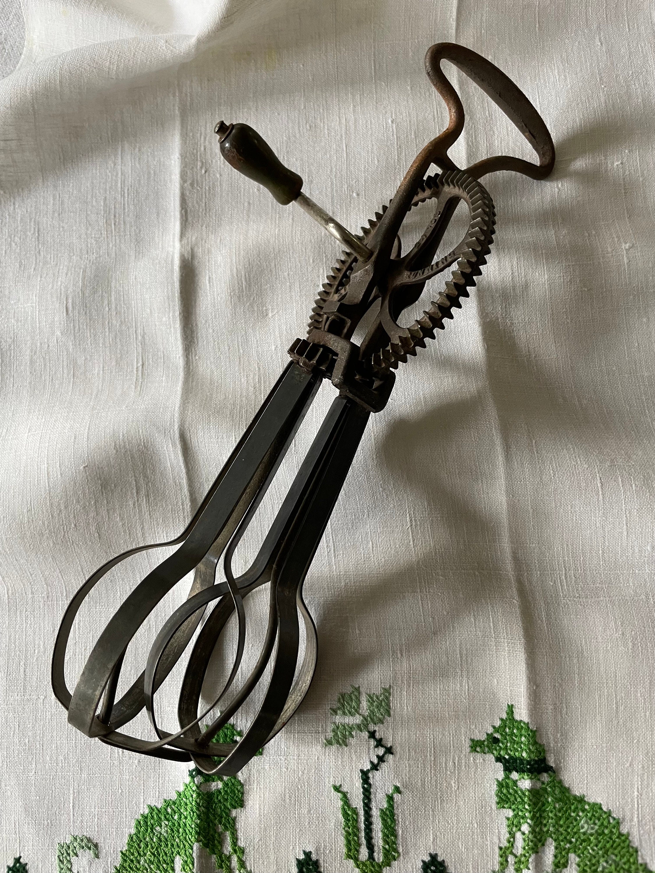Vintage 1908 Taplin Egg Beater/vintage Egg Beater/cabin Kitchen Decor ...