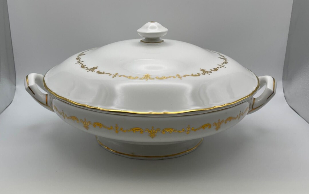 Royal Worcester Bone China GOLD CHANTILLY Round Covered Vegetable ...