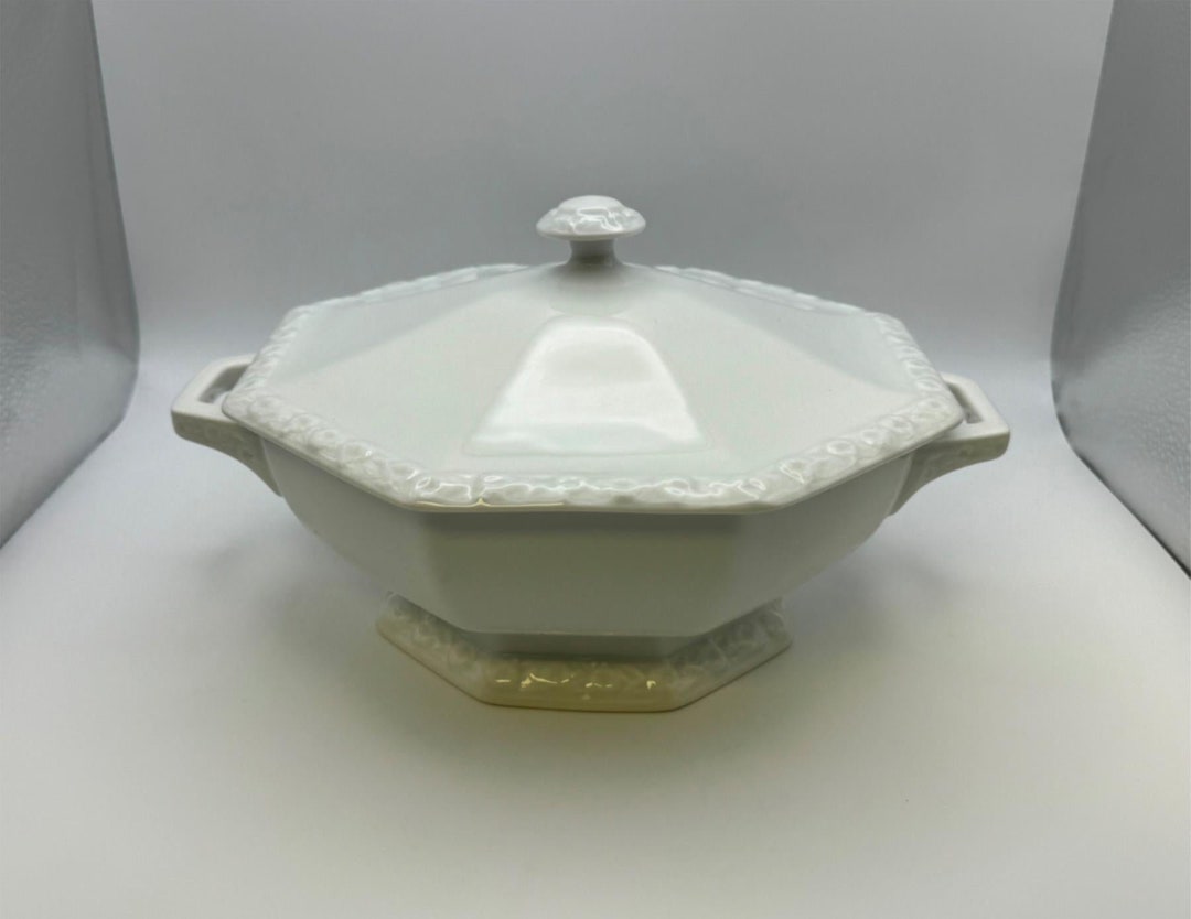 Rosenthal MARIA White Octagonal Covered Vegetable Serving Bowl Made in ...