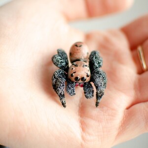 Cute Spider Pin, Pink Fangs, Jumping Spider Brooch, Realistic Figurine ...