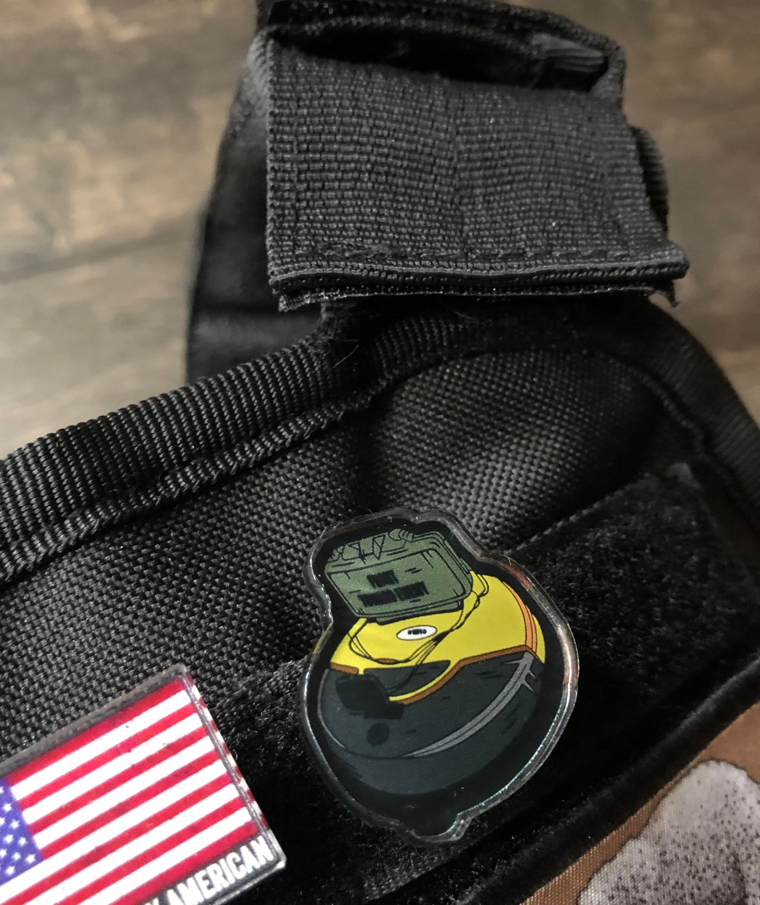 Claymore Roomba Pin Range Bag Pin de broches de support - Etsy Canada