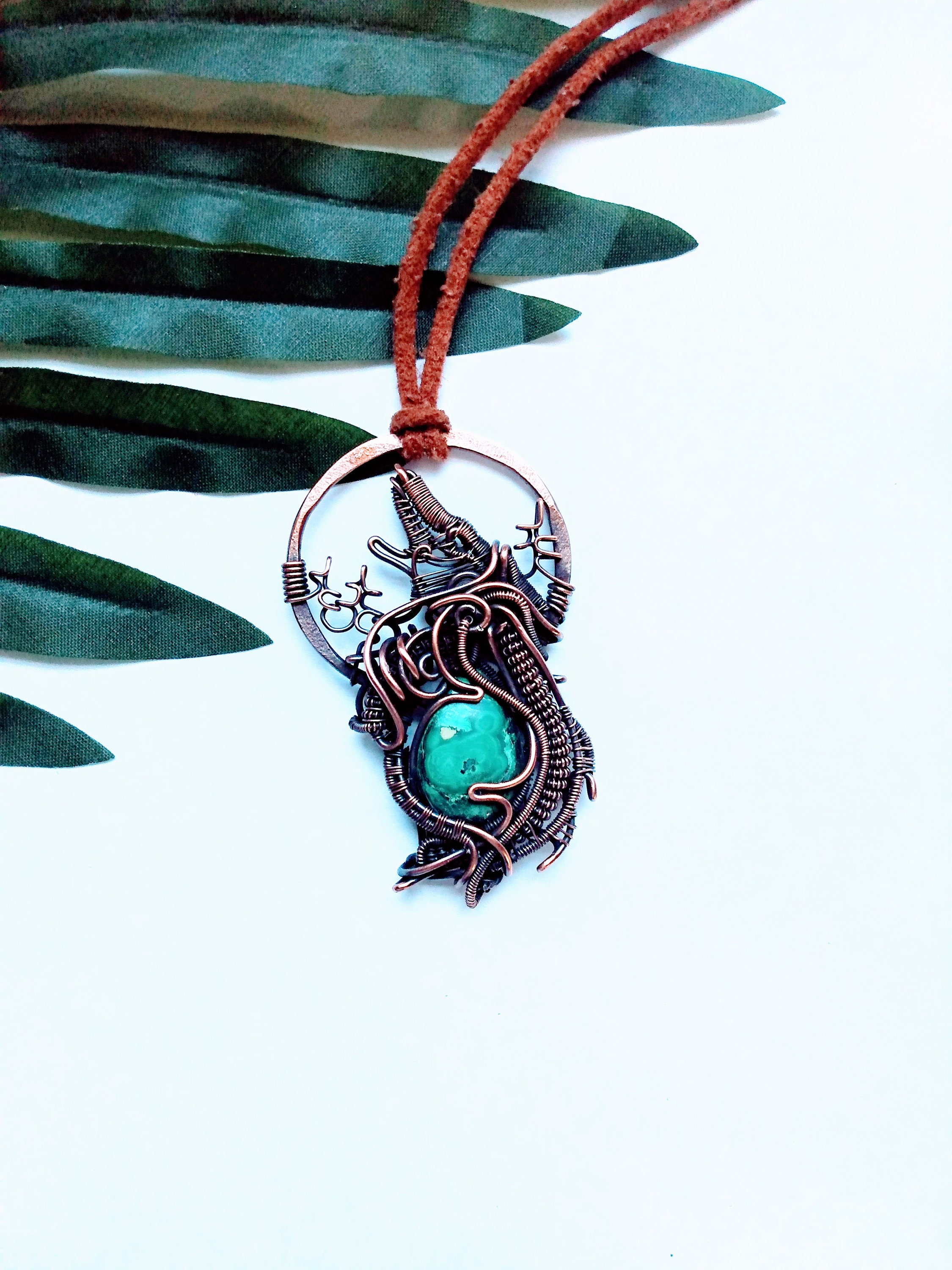 Howling Wolf Necklace/100% Copper Wire Wrapped Malachite Wolf Pendant ...