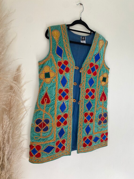 Vintage Pakistan Afghan embroidered vest // rare gree… - Gem