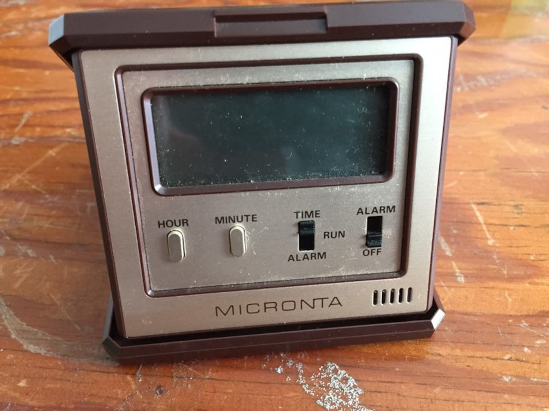 Vintage LCD Quartz Travel Alarm Clock - Etsy