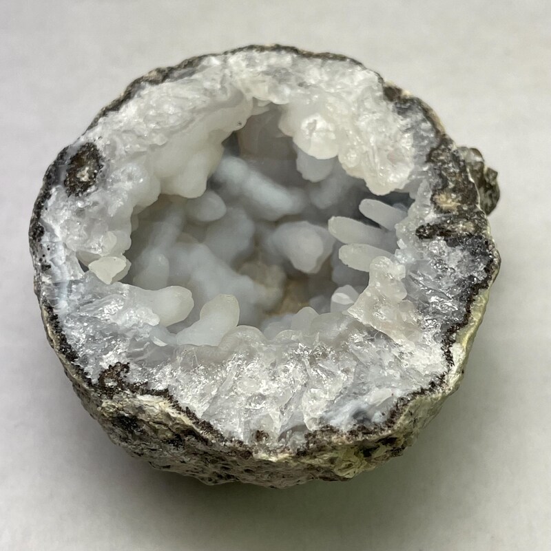 Chalcedony Geode - Etsy