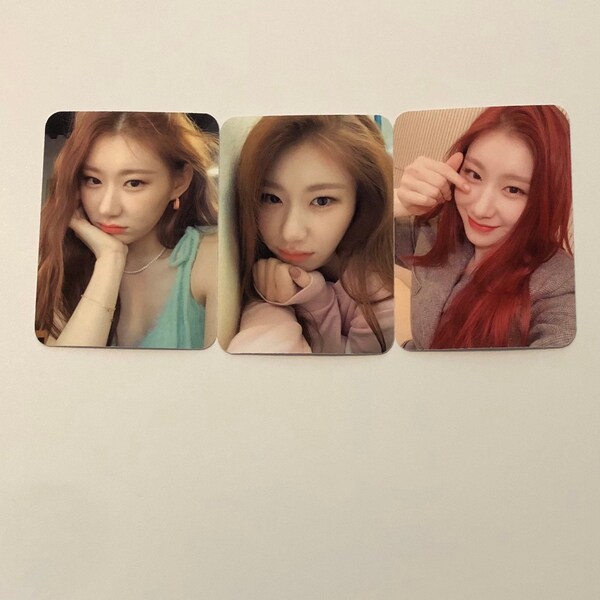 Itzy Photocards Chaeryeong - Etsy