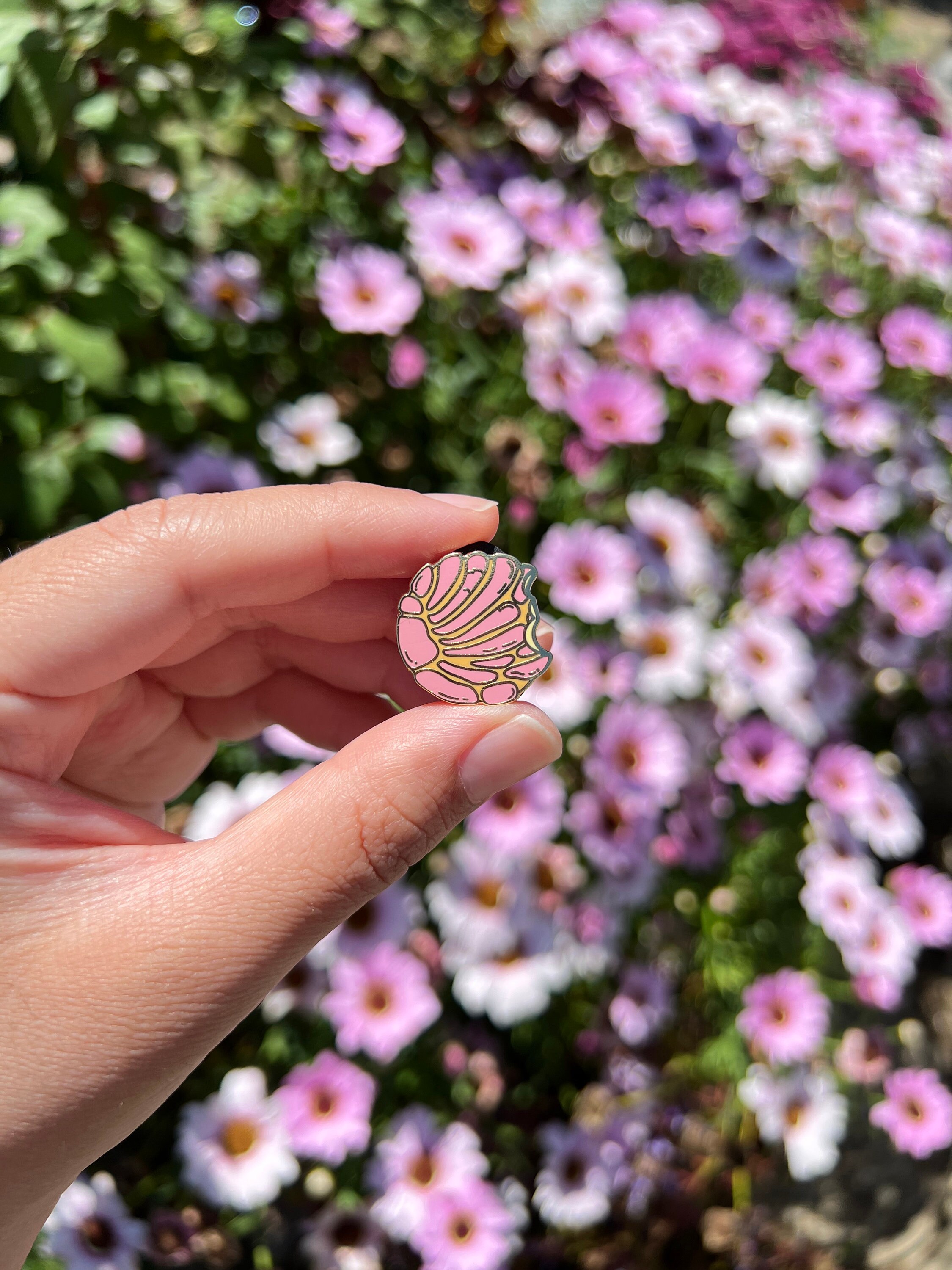 Concha Pan Dulce Enamel Pin Abuelita Chocolate Pin Mexican - Etsy