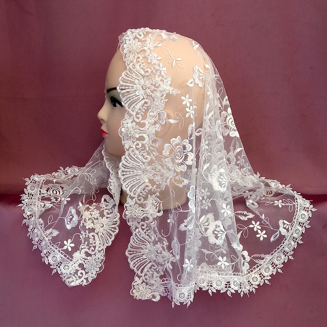 White Lace Mantilla Chapel Veil Orthodox Mantilla Catholic Mantilla ...