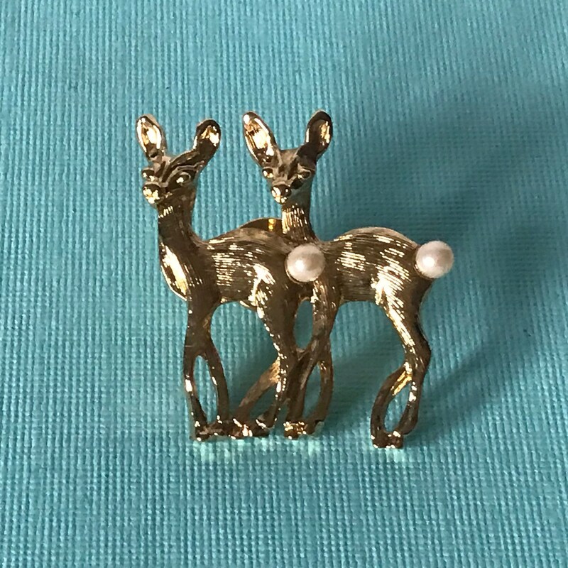 Deer Brooch - Etsy