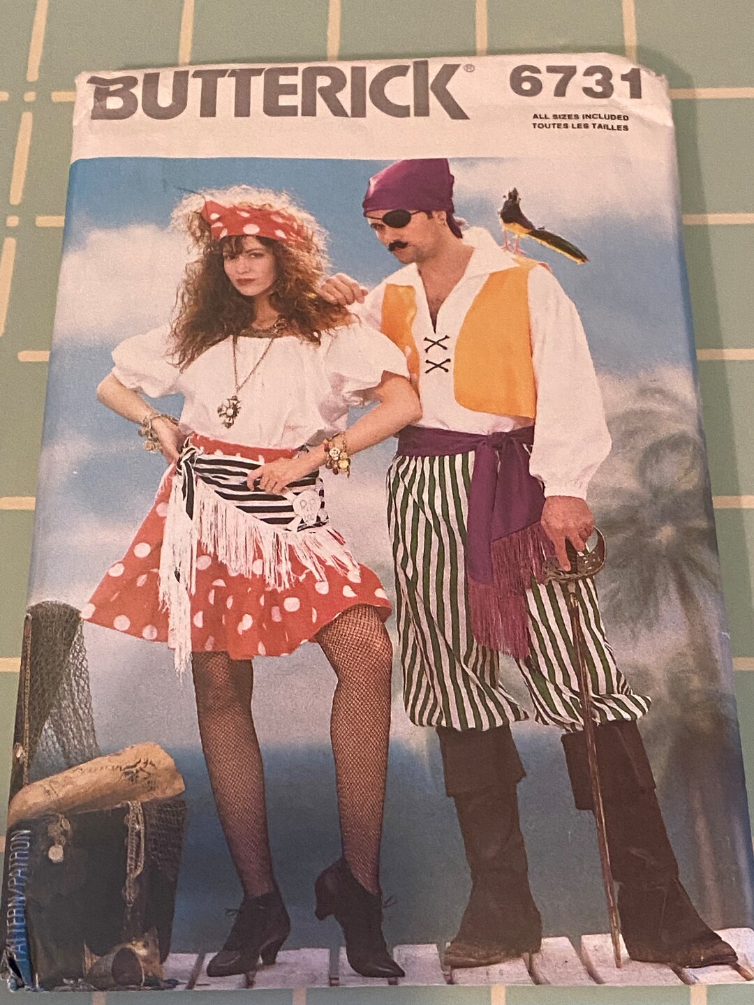 Men & Woman’s Pirate Costume Pattern- Butterick #6731 - Etsy