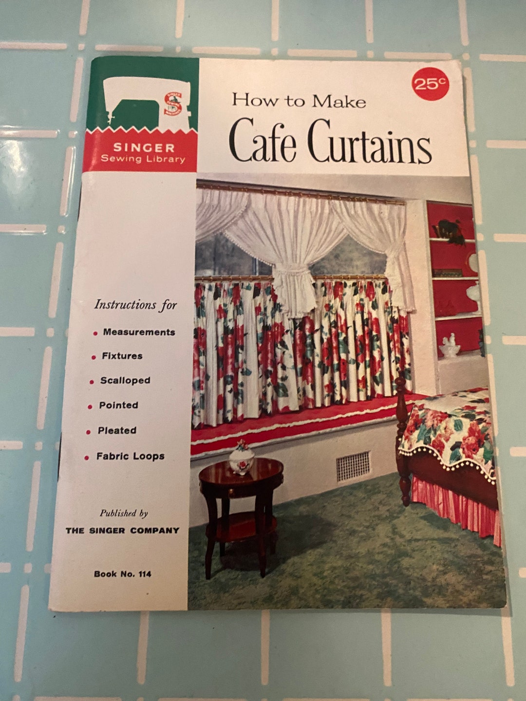 Various Singer Sewing Library Mini Books- Cafe Curtains & How to Lay A ...