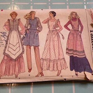 Various Vintage Apron Patterns by Advance, Mccalls, Simplicity & Vogue ...