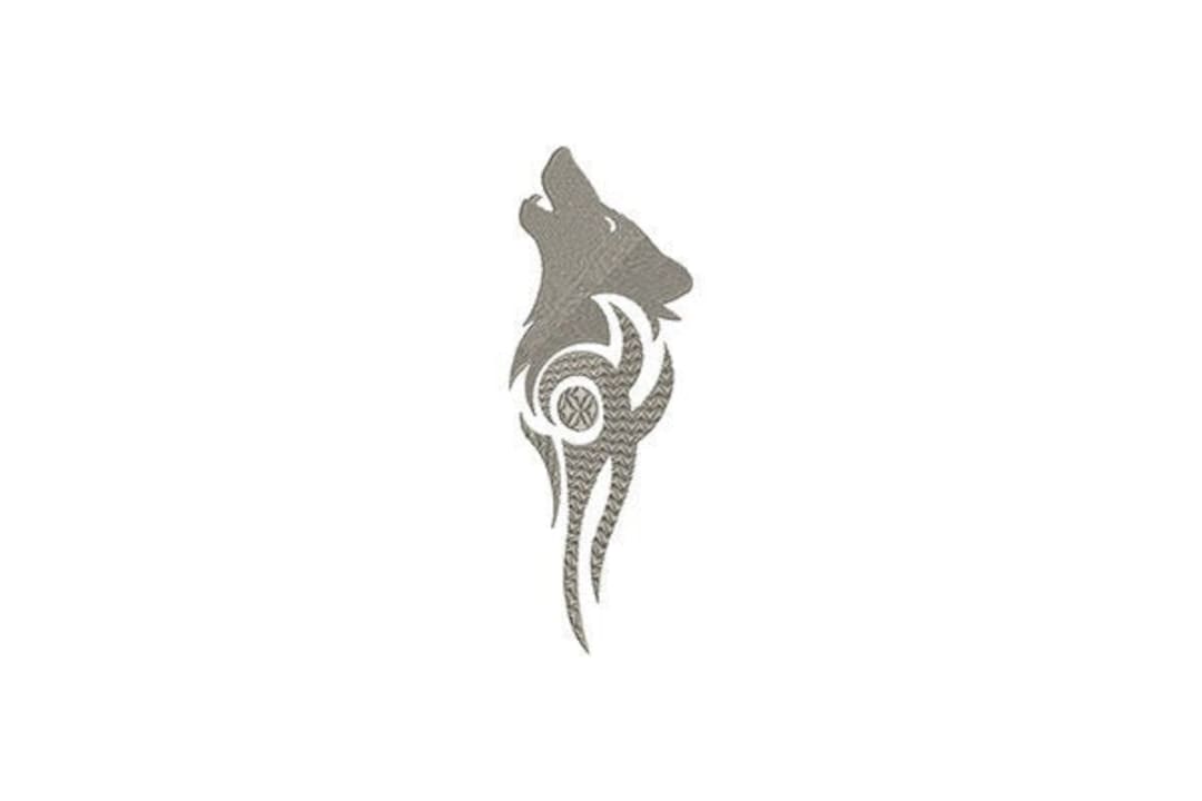Howling Dacian Wolf Totem / Wailing Emblem / Hollering Symbol / Roaring ...