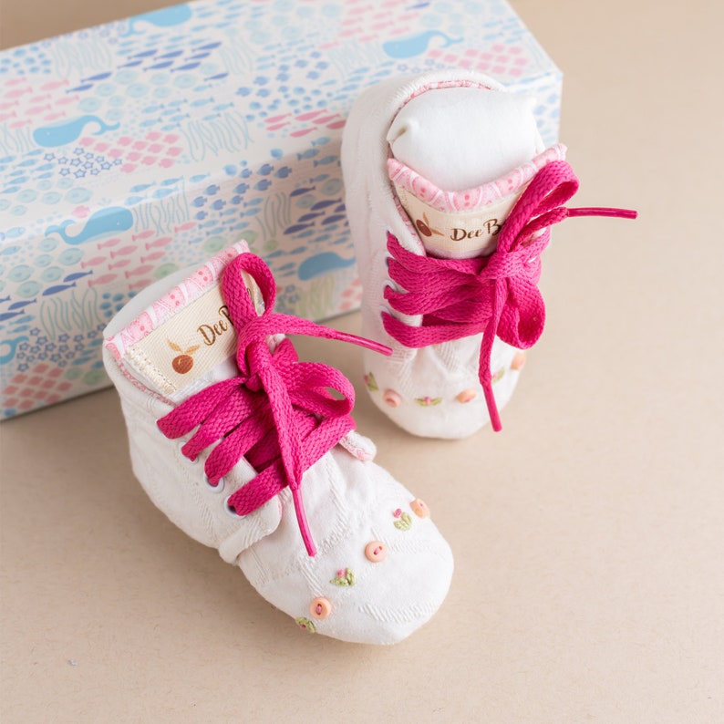 Handmade Quilted Baby Shoes: Embroidered Fabric, Hot Pink Laces - Etsy