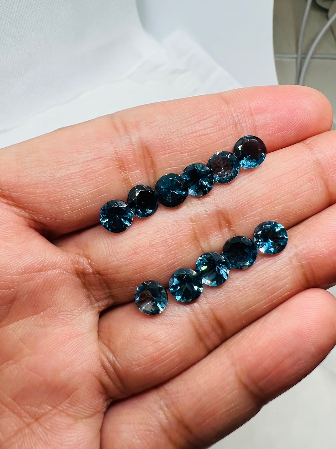 London Blue Topaz 6MM Faceted Round - AAA Quality - Pack 2 Piece ...