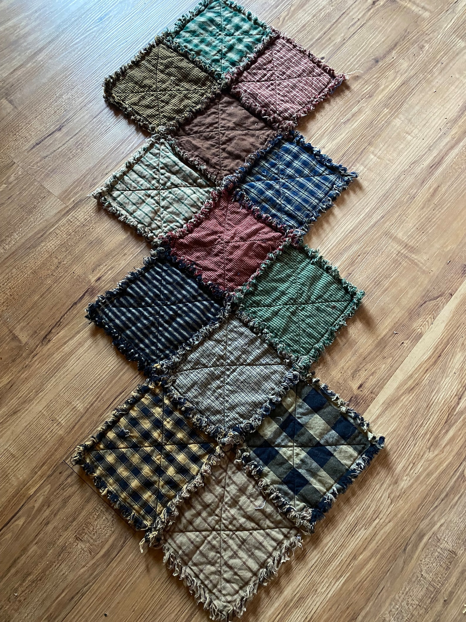 Point Edge Rag Table Runner - Etsy