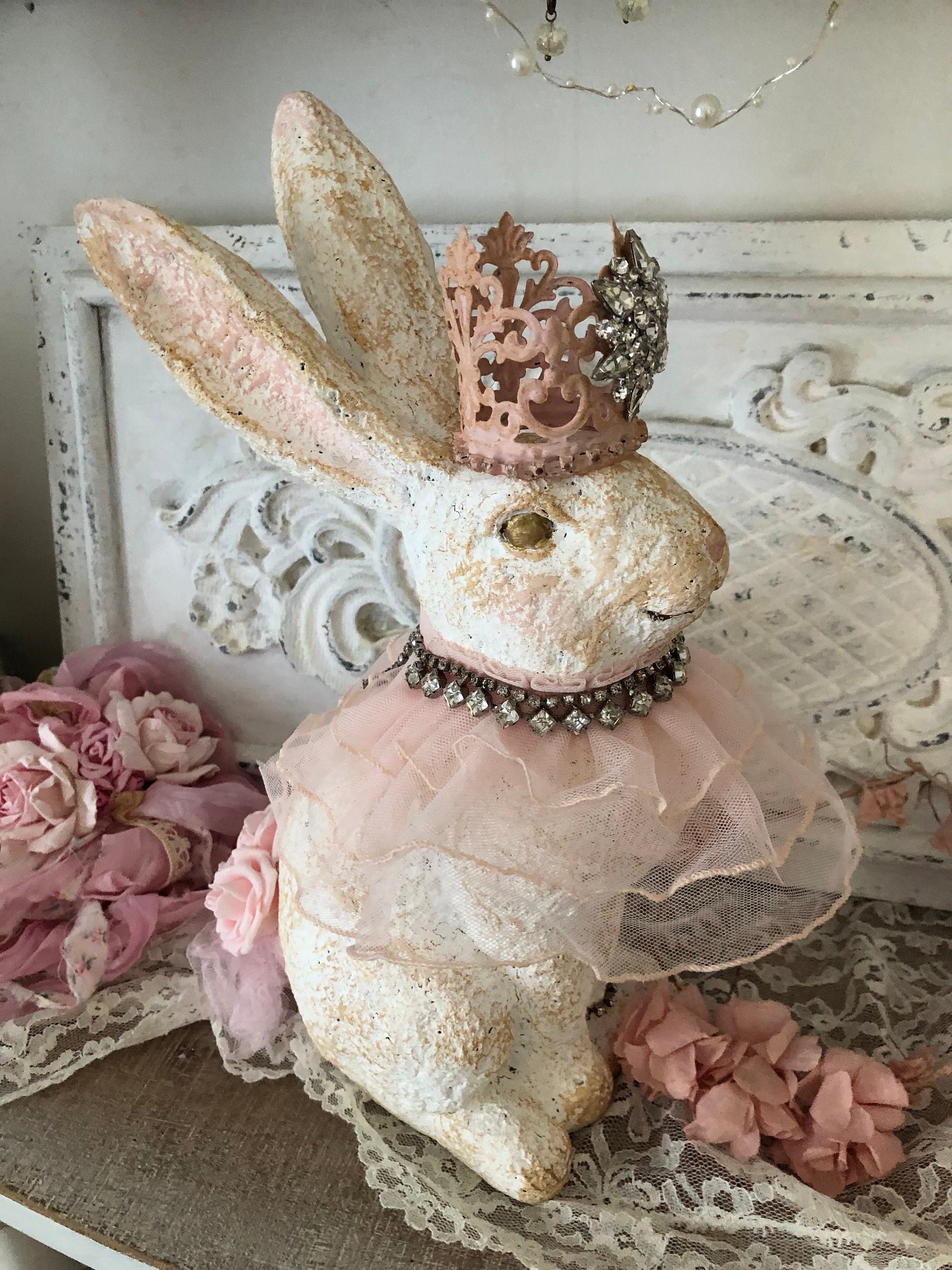 Rabbit Statue With Crown/vintage Rhinestone/lace Collar/pink Roses ...