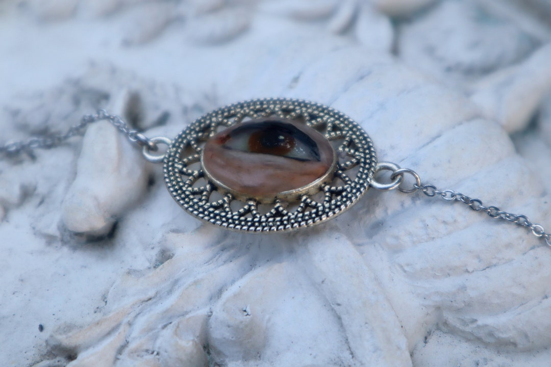 Third Eye Bracelet / Realistic Human Brown Eye Accessory / Lover's Eyes ...