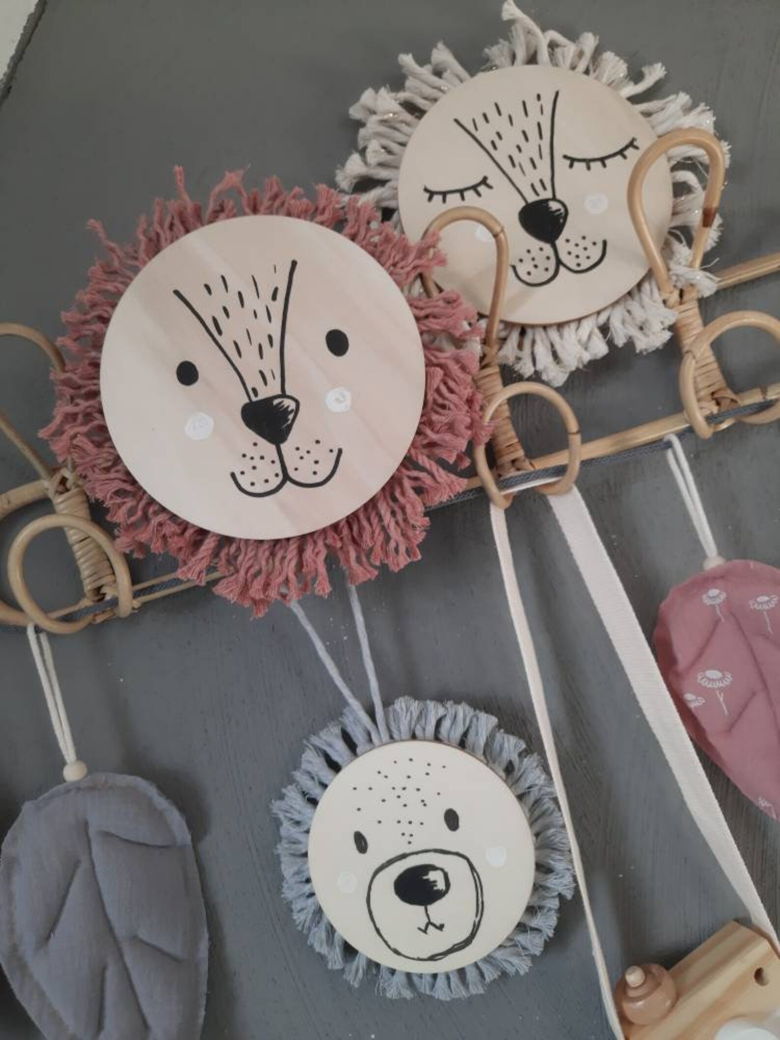 Wall Hanging Lion or Bear Different Colors and Sizes - Etsy UK